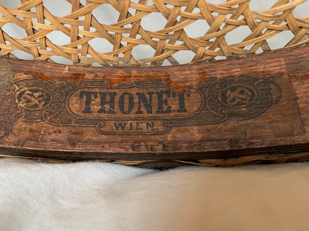 Wie erkenne ich einen echten Thonet? – Bugholzblog